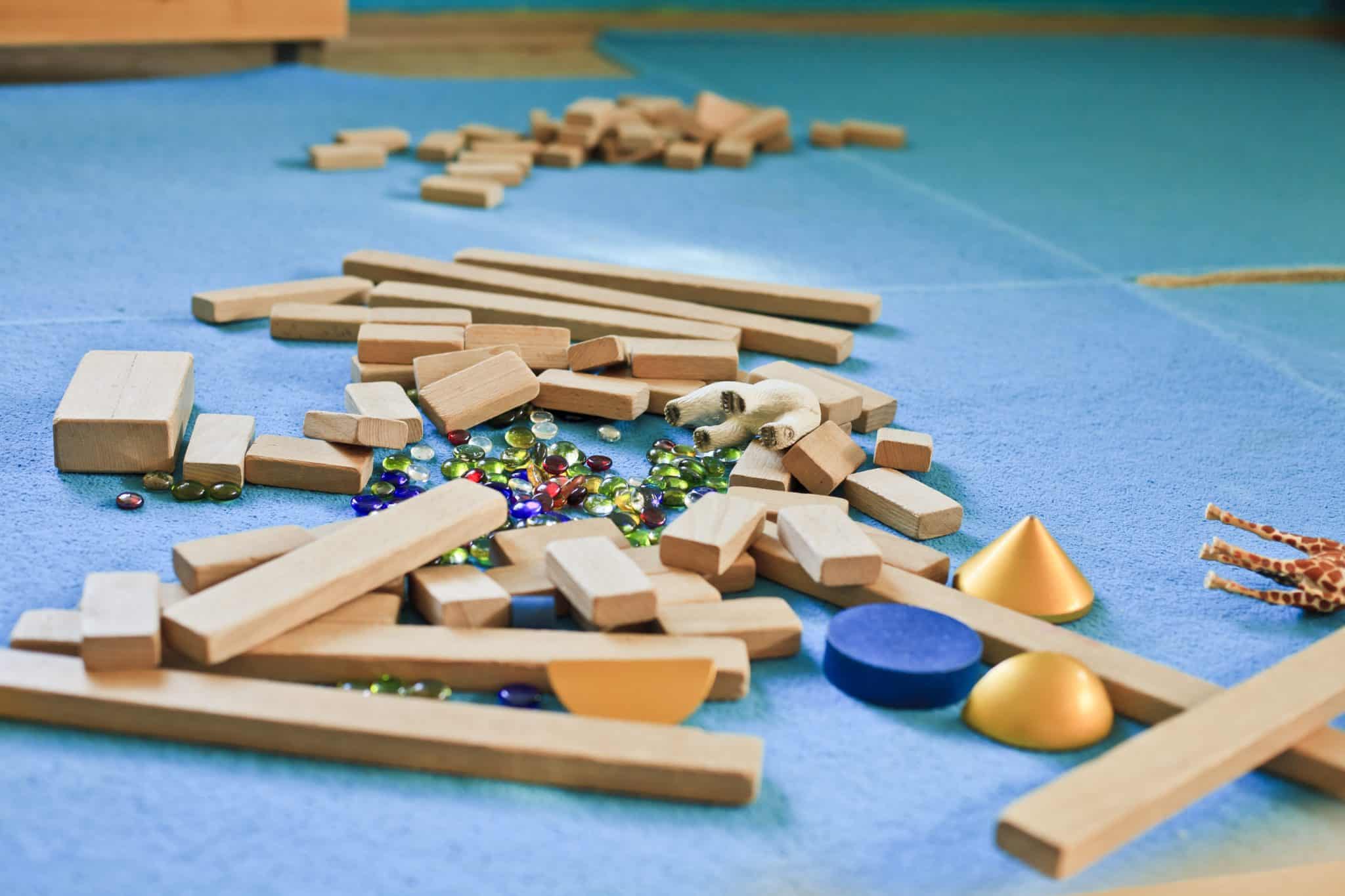 Build Creativity Through Loose Parts Play at Home! - Kids Who Play